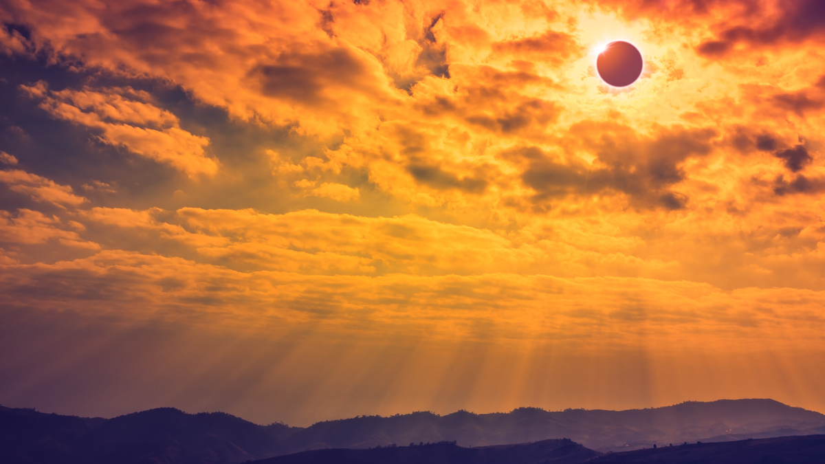 Eclipse solar 2025: Cuándo y cómo verlo en México